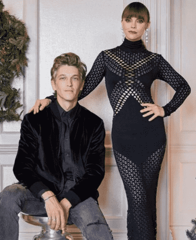 Christina Ricci Bio - Wednesday, Family, Wiki, Parents, Age, Height ...