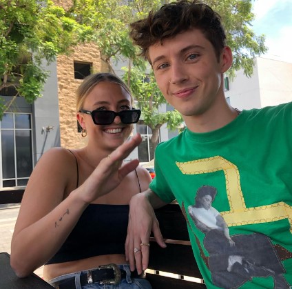 Troye Sivan Bio - Wiki, Relationship, Gay, Parents, Family, Net Worth ...
