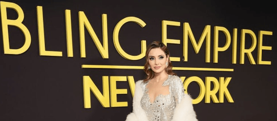 Deborah Valdez-Hung Bio - Children, Family, Parents, Husband, Net Worth ...