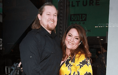 Katy Mixon Bio - Kids, Husband, Relationships, Family, Wiki, Net Worth, Now