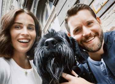 Heida Reed Bio - Parents, Wiki, Married, Husband, Family, Net Worth, Height