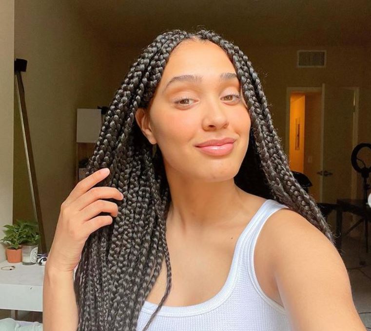 Is Lee Rodriguez Married? Her Partner, Family, Net worth