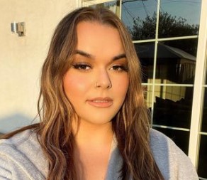 Jenicka Lopez Bio - Partner, Parents, Net Worth, Birthday, Age, Boyfriend