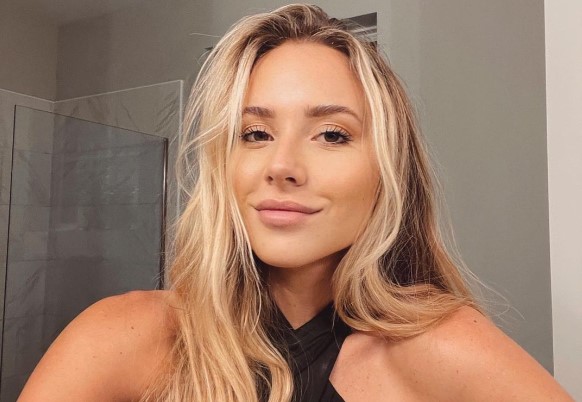 Ellen Decker Bio - Age, Net Worth, Wiki, Married, Family, Height, Birthday