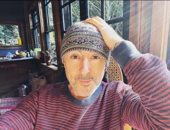 Alan Cumming Bio - Real Name, Net Worth, Married, Partner, Father, Wiki ...