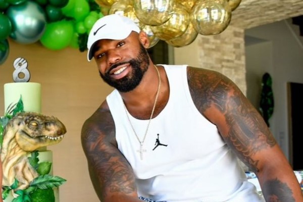 Tryon Smith Bio - Family, Wife, Children, Net Worth, College, Parents