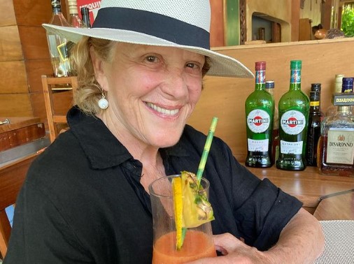 Linda Lavin Bio - Net Worth, Age, Wiki, Husband, Kids, Now, Height