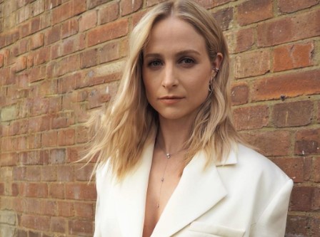 Niamh Algar Bio - Wiki, Parents, Siblings, Partner, Net Worth, Height