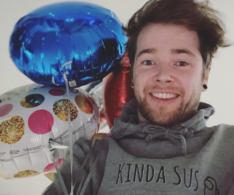 Daniel Middleton Bio - Age, Brother, Family, Married, Wife, Kids, Net Worth