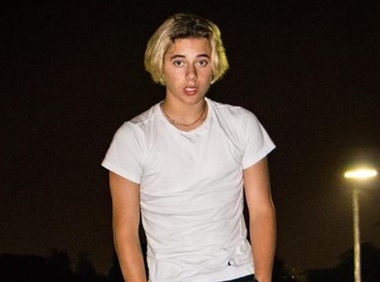 Gavin Magnus Bio - Siblings, Family, Girlfriend, Dating, Net Worth, Salary