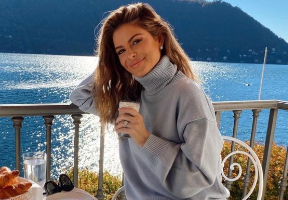 Maria Menounos Bio - Husband, Children, Family, Net Worth, Siblings ...