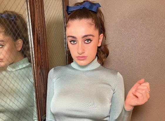 Rachel Sennott Net Worth - Earnings From Movies And TV Shows & Others