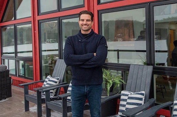 Scott McGillivray Bio - Baby, Wife, Kids, Family, House, Net Worth ...