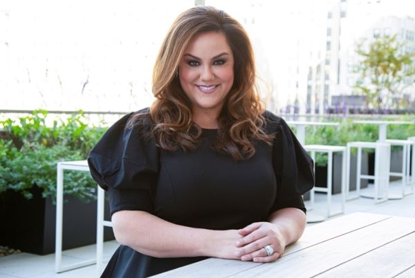 Katy Mixon Bio - Kids, Husband, Relationships, Family, Wiki, Net Worth, Now