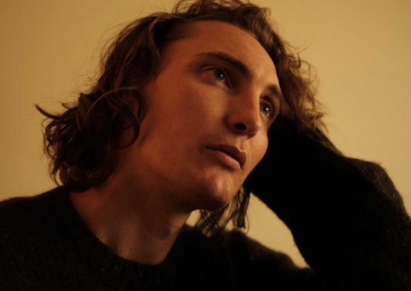Eamon Farren Bio - Parents, Girlfriend, Dating, Family, Net Worth, Wiki