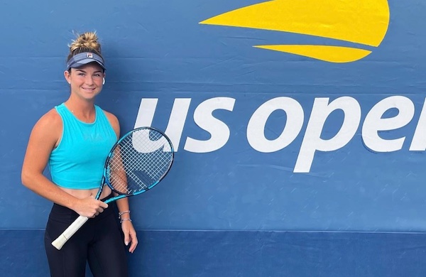 Elizabeth Mandlik Bio - Boyfriend, Dating, Parents, Family, Net Worth ...