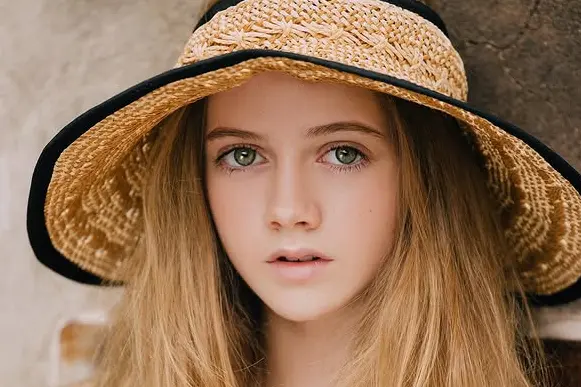 Evie Templeton | Emerging Star of Wednesday Season 2