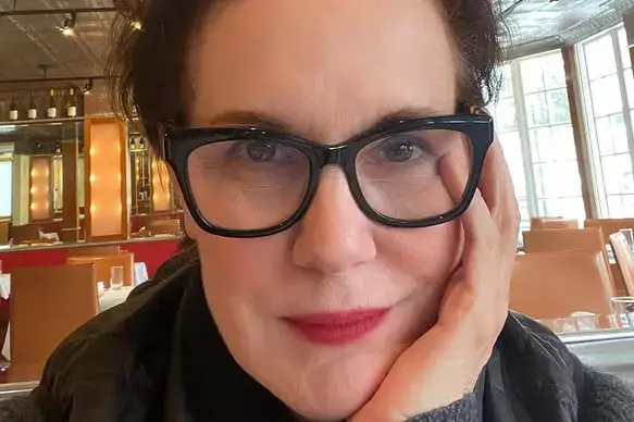 Elizabeth Perkins Movies & TV Shows, Career, Net Worth and More